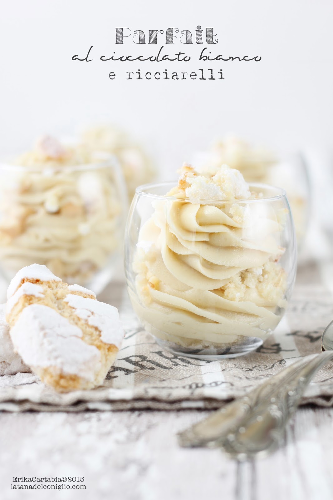 Parfait al cioccolato bianco e ricciarelli | Ricetta ed ingredienti dei ...