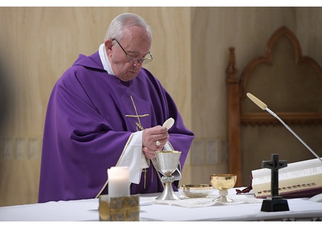 Pope Francis Encourages Confession ‘Come on, don’t be afraid, come ...