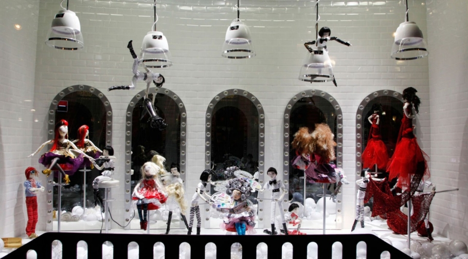 loveisspeed.......: Beautiful and Creative Shop Windows all around from ...