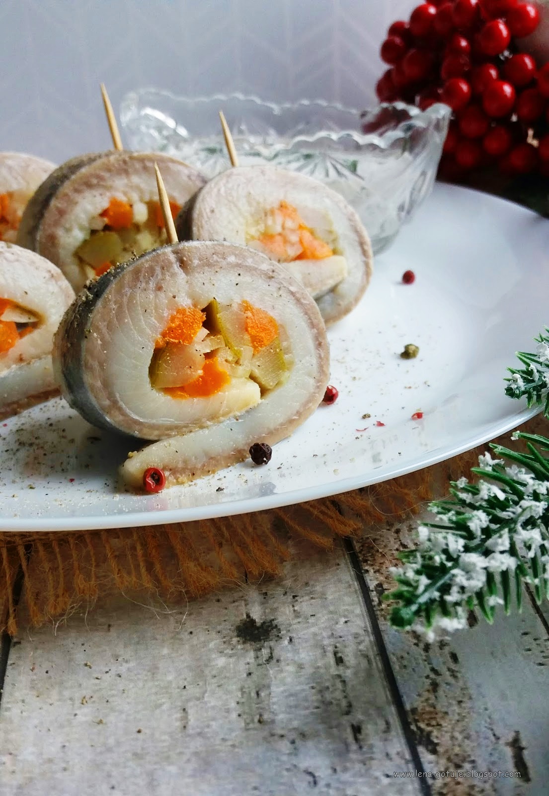 Rolmopsy - koreczki śledziowe