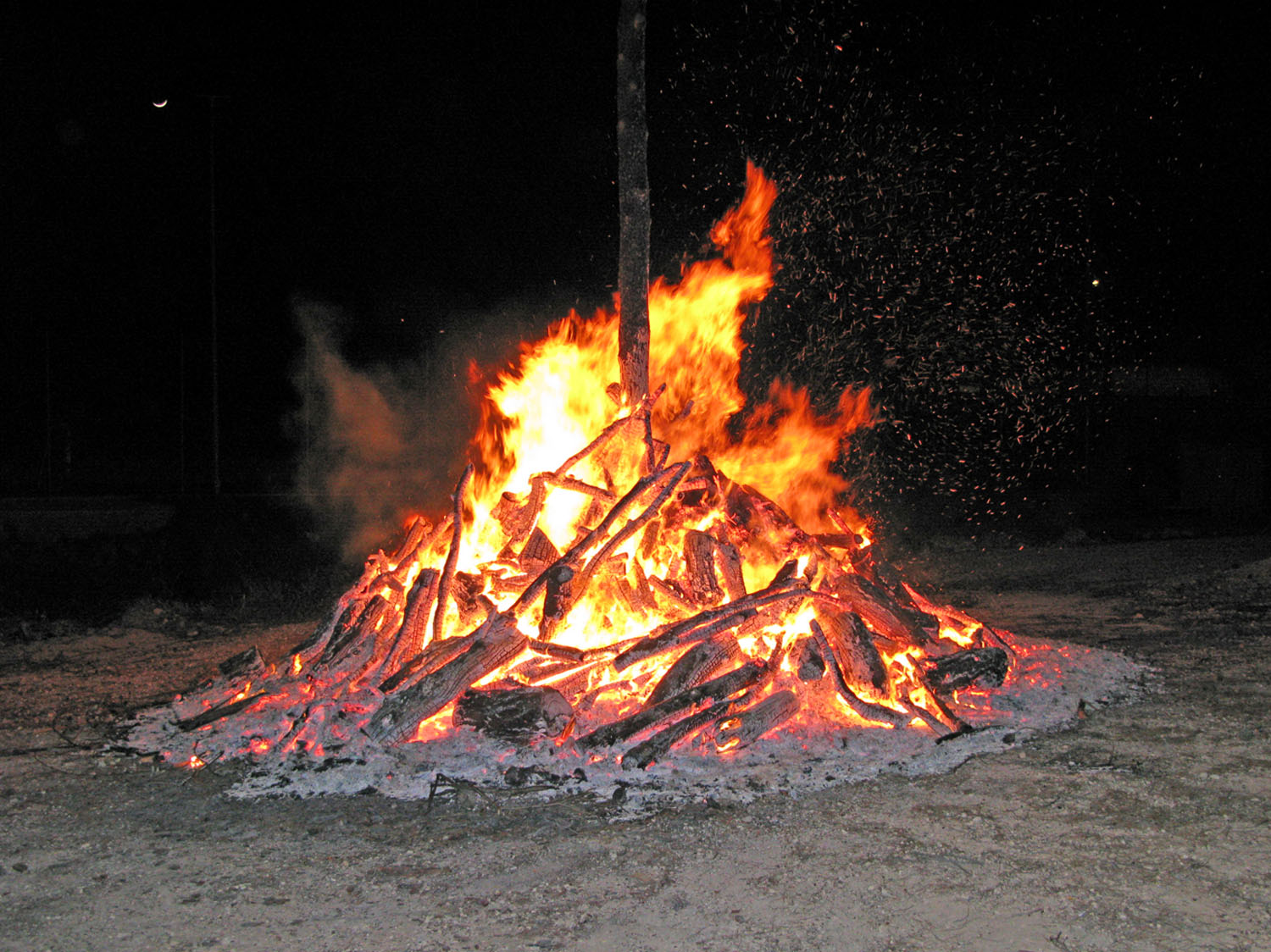 Historias de Alumbres: LAS HOGUERAS DE SAN JUAN