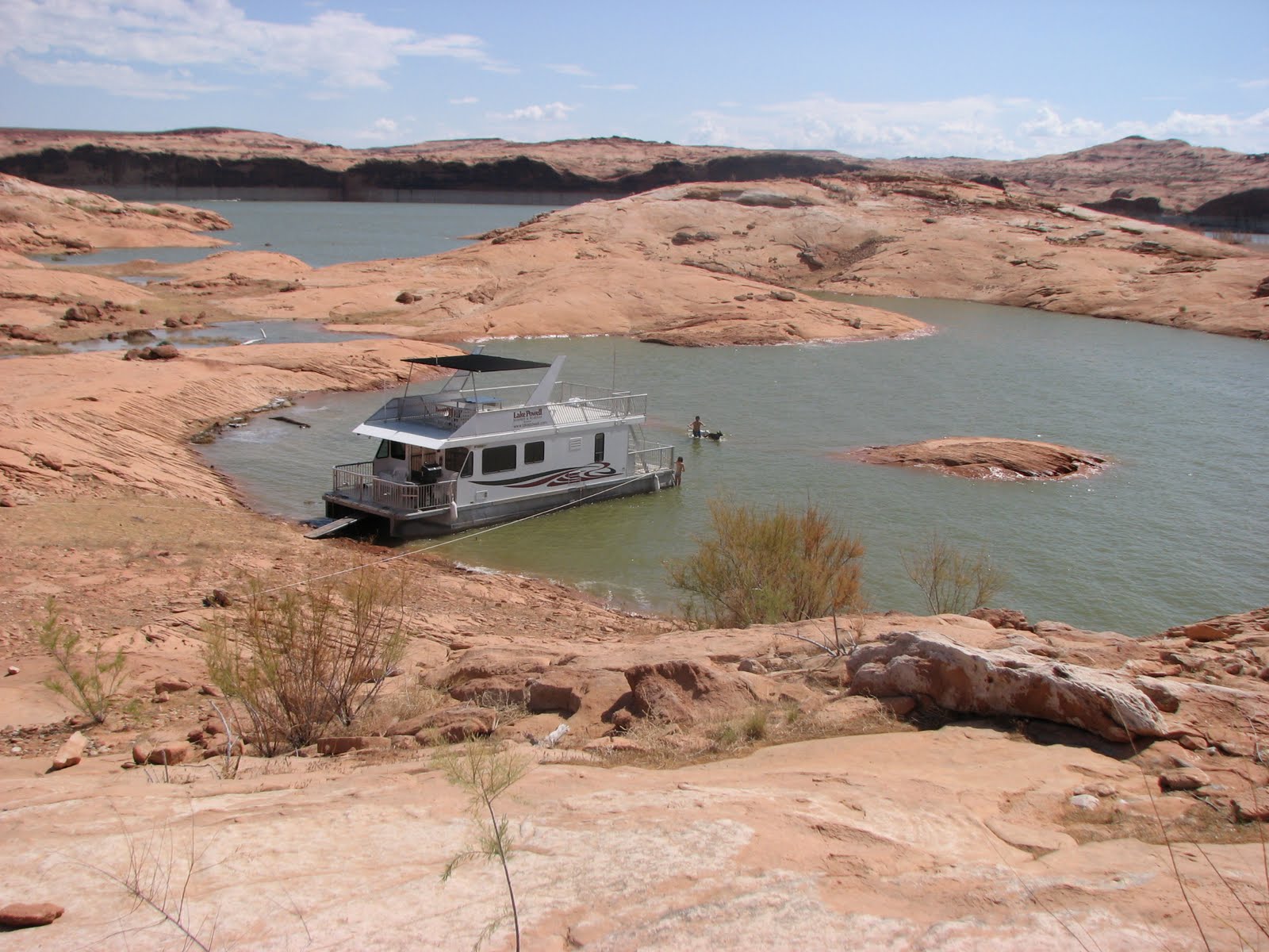The vonHilsheimer RV Trip: Houseboat Adventures