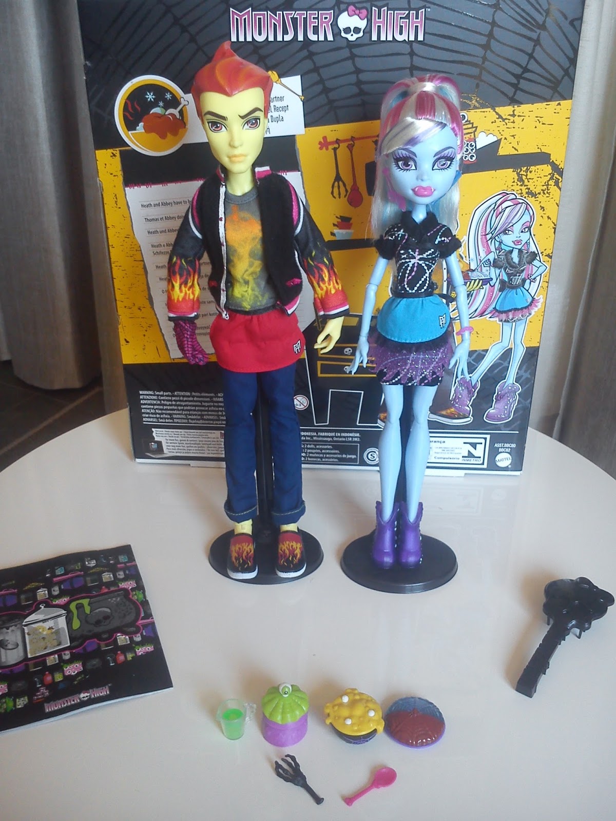 My toys,loves and fashions: Review - Monster High Abbey & Heath Home Ick!!!