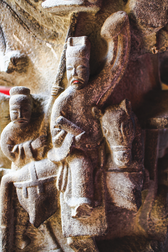 ink + adventure: Emei + Beipu // two temples and a cold spring