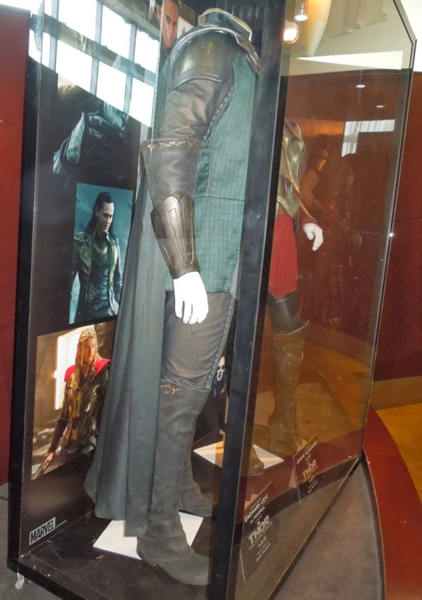 Fandral and Sif movie costumes from Thor: The Dark World on display ...