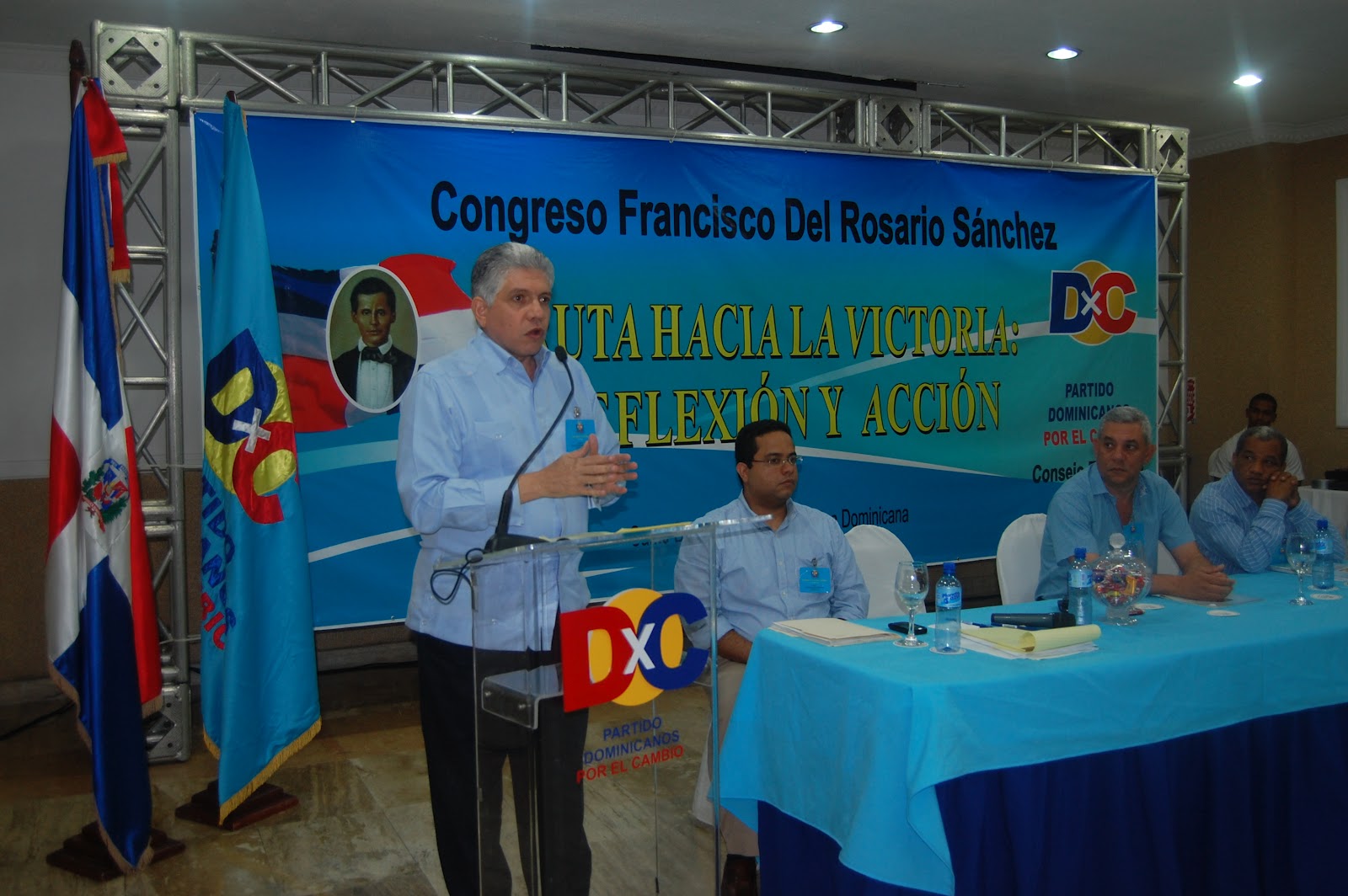 Elpidio Sin Límites: PARTIDO DOMINICANOS POR EL CAMBIO CELEBRA PRIMER ...