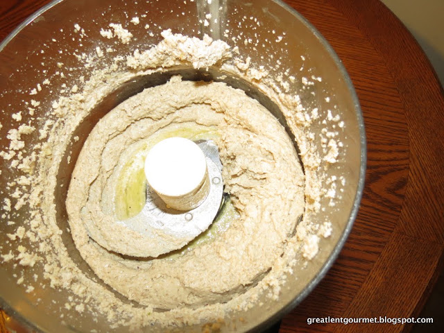 Great Lent Gourmet: Day 9: Greek Garlic Sauce With Walnuts - Skordalia ...