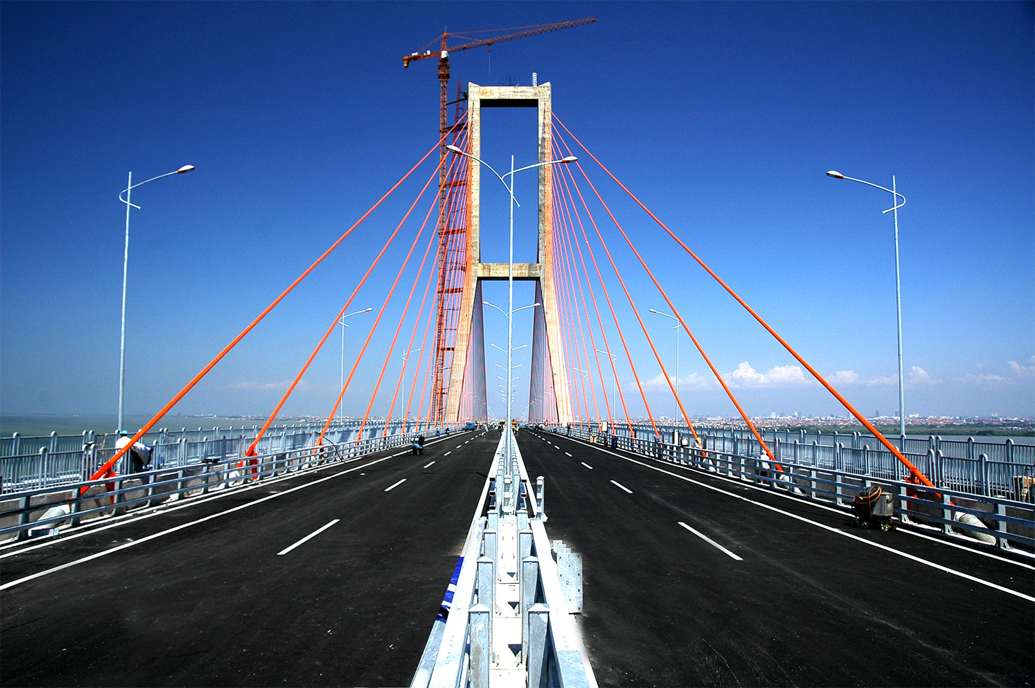 one klick: Suramadu Bridge Indonesia