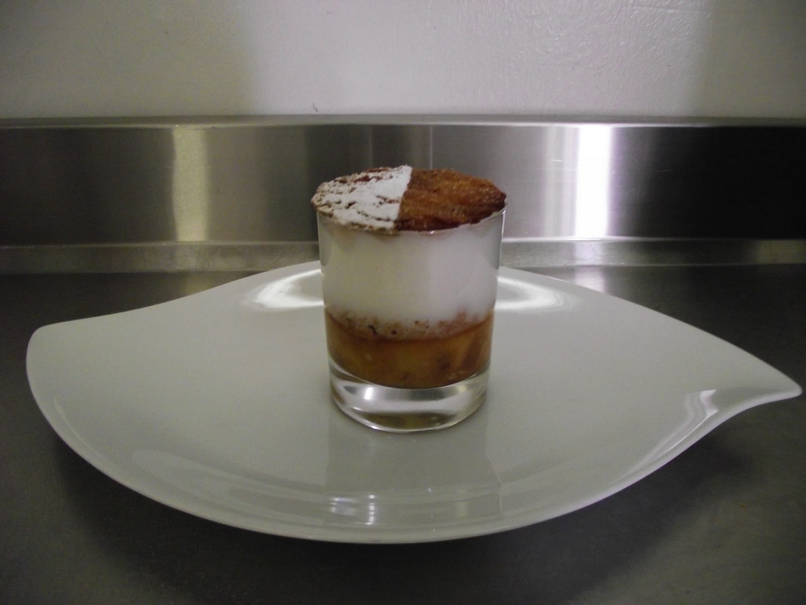 223days: Apple Plate Desserts!
