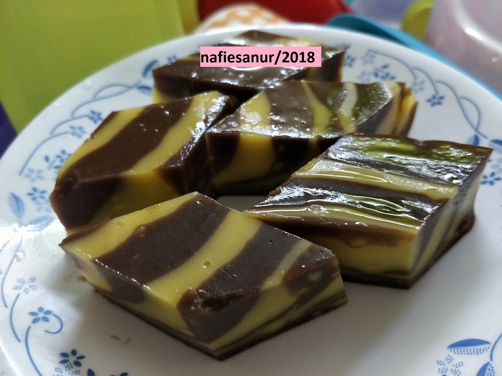 Puding kastard marble