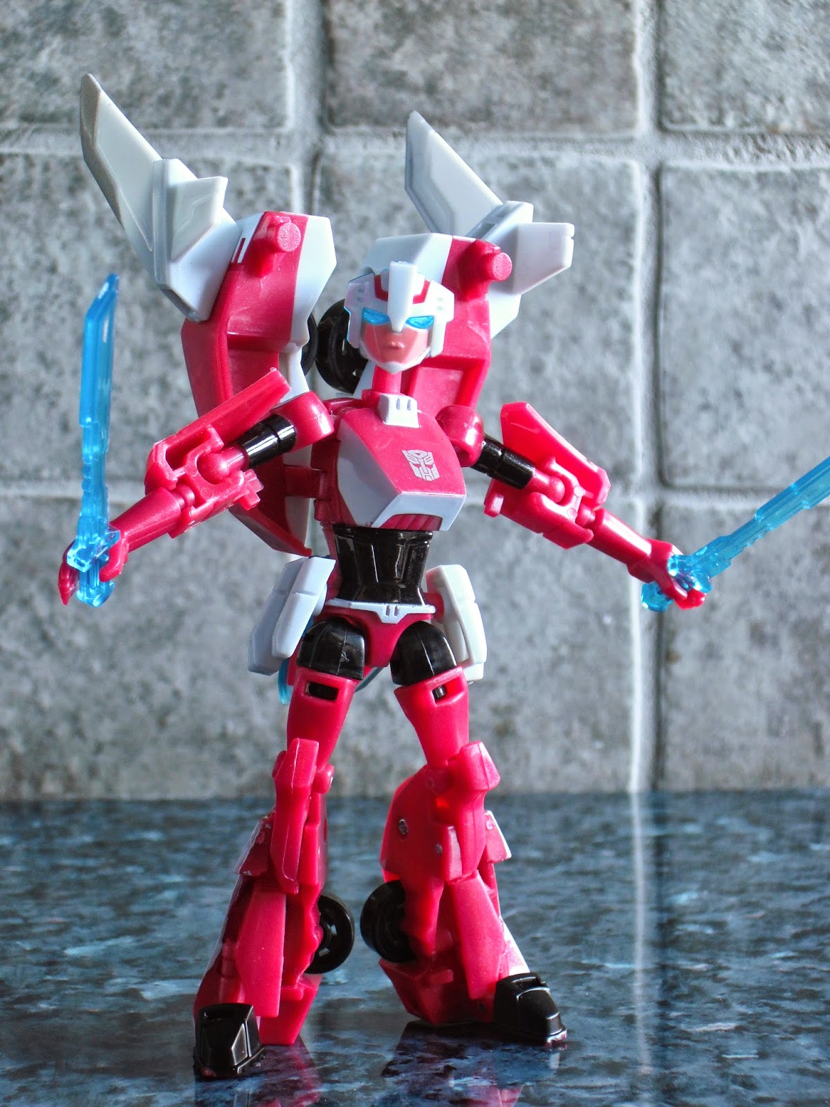 The HEXdidn't... TransFormers Collection Blog: TransFormers Animated Arcee