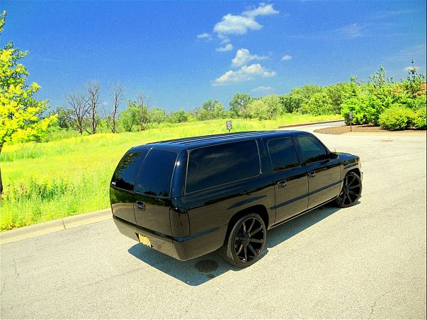 99 WALLPAPERS: Customed Chevrolet Suburban car