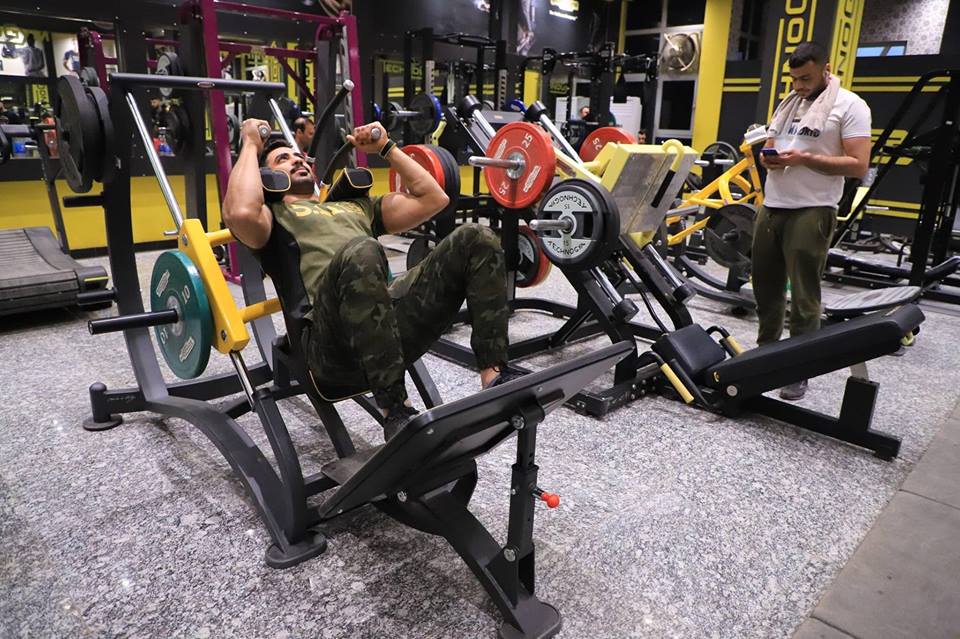 world bodybuilders pictures: iraqi bodybuilder hard and tough muscles ...