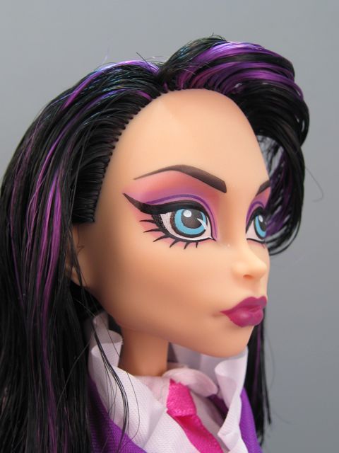 Monster High "Headless Headmistress Bloodgood" | The Toy Box Philosopher