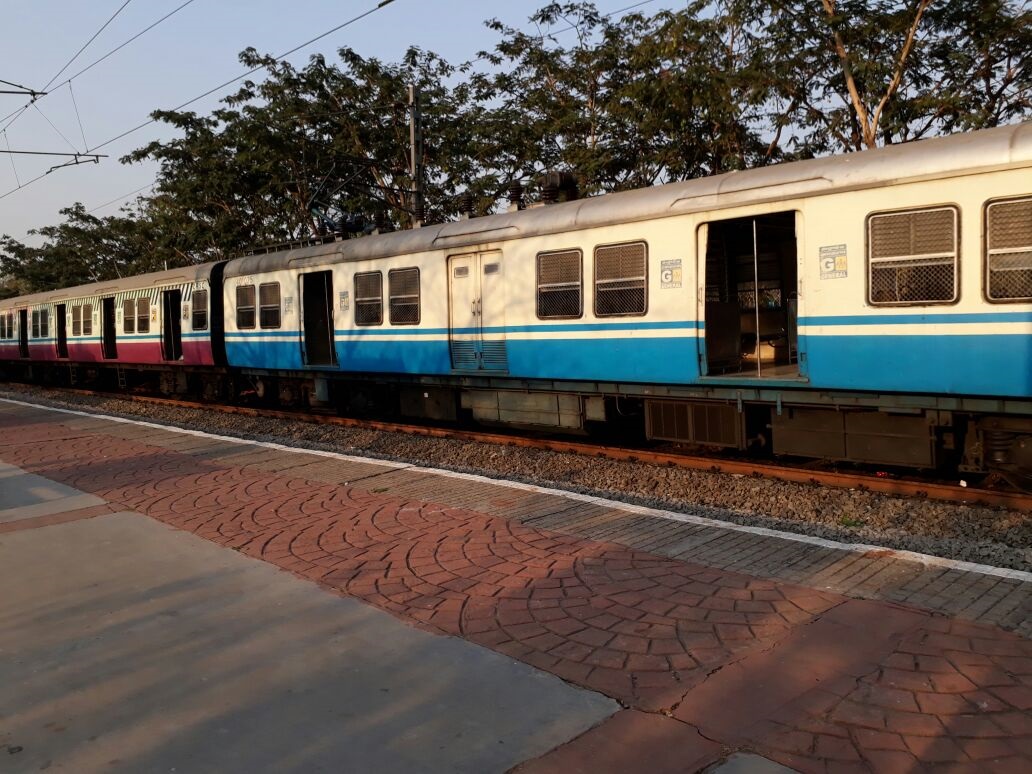 Hyderabad mmts train timings and metro train timings