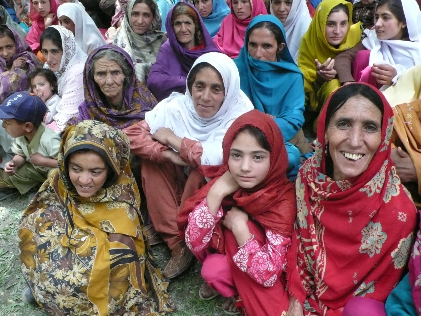 high-life in Pakistan: Dancing in Chitral
