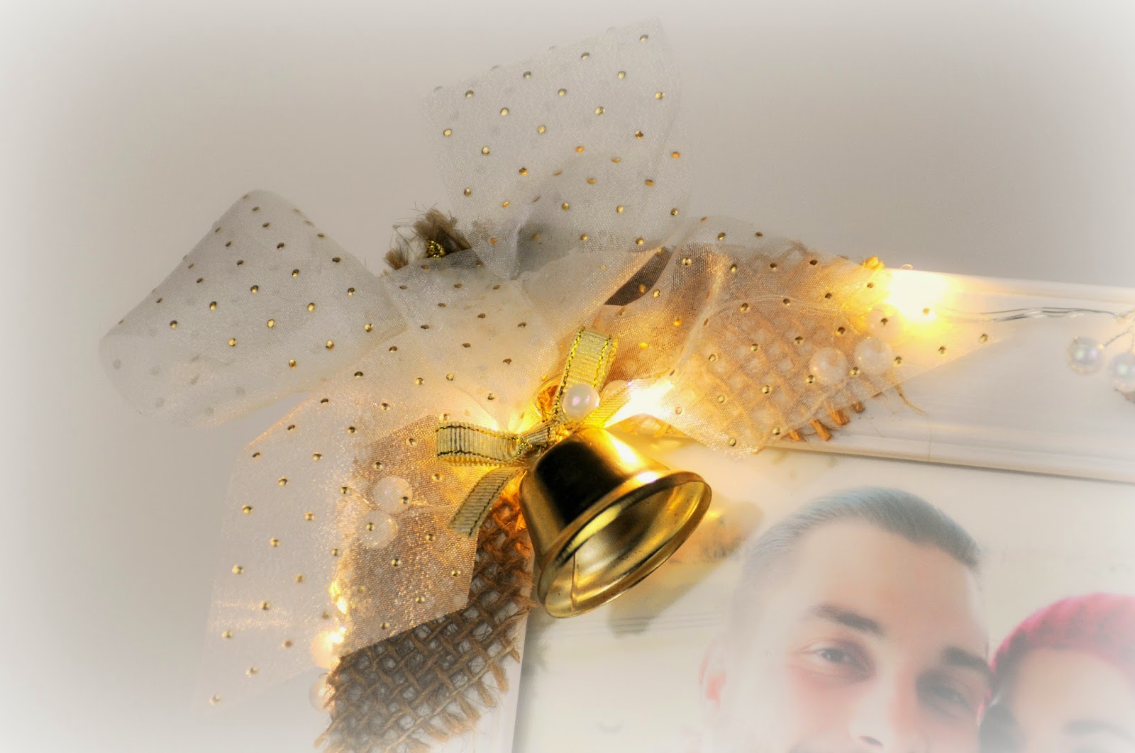 Christmas Gift Idea: DIY Picture Frame with LED-Lights | Pure Power Panda