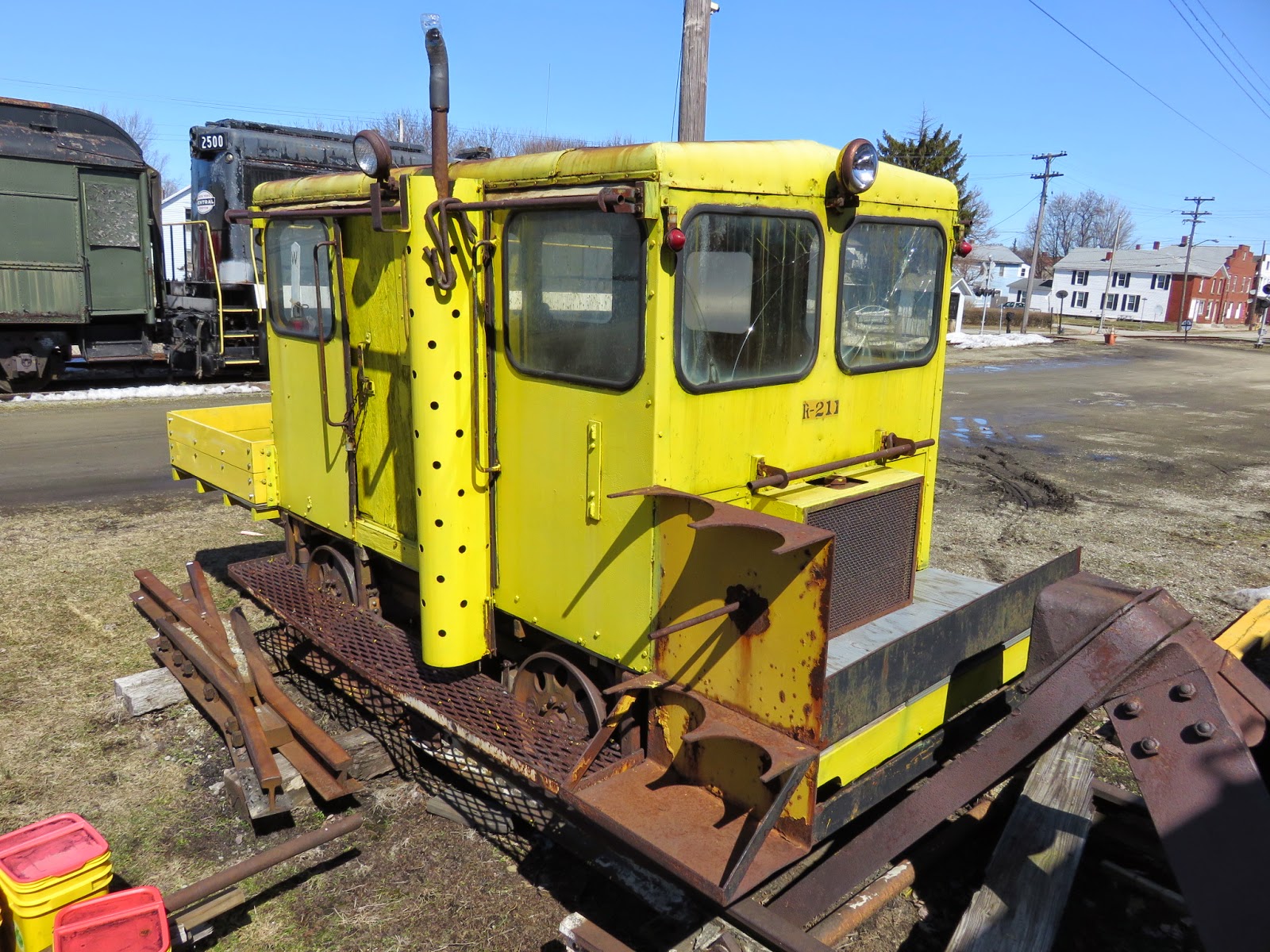 Rebuilding a Fairmont speeder at LSRHS: March 2015