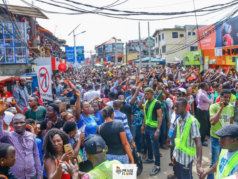A Praise Flame erupts in computer village Ikeja, Lagos | Welcome to ...
