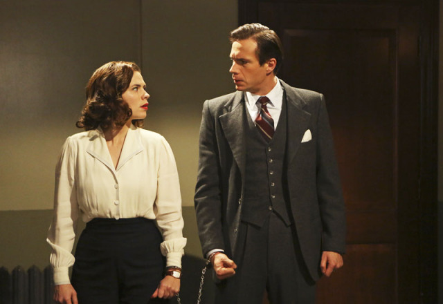 Agent Carter: 1940's superhero espionage. Part I