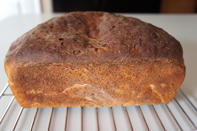 Rye Bread with Cottage Cheese & Dill