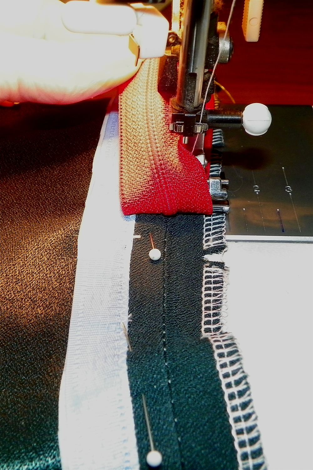 Elegant Obasan's Custom Creation Project: Closed Ended Lap Zipper On A ...