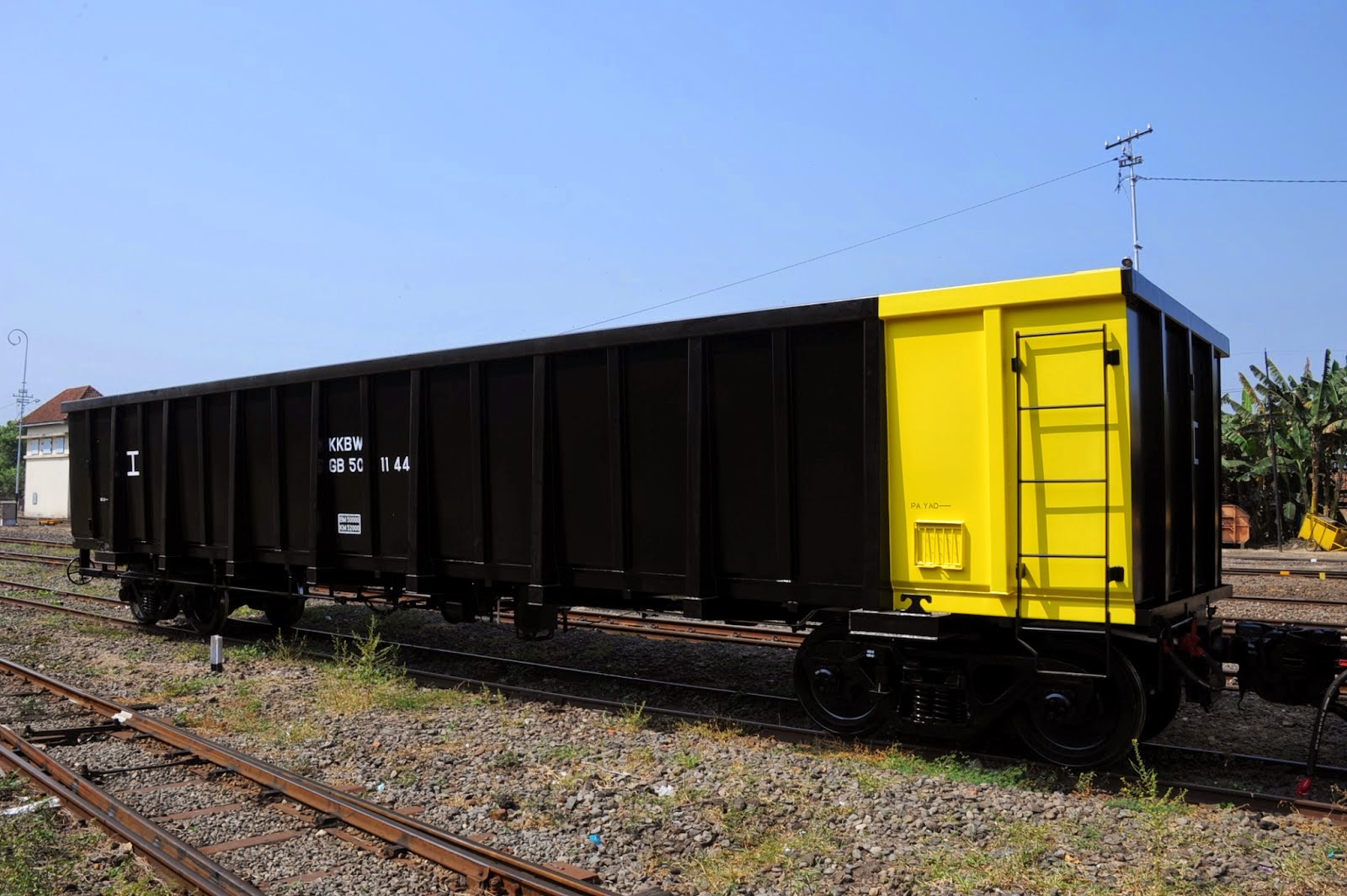 Kereta Api dengan Single Bogie ~ wiszoneblog