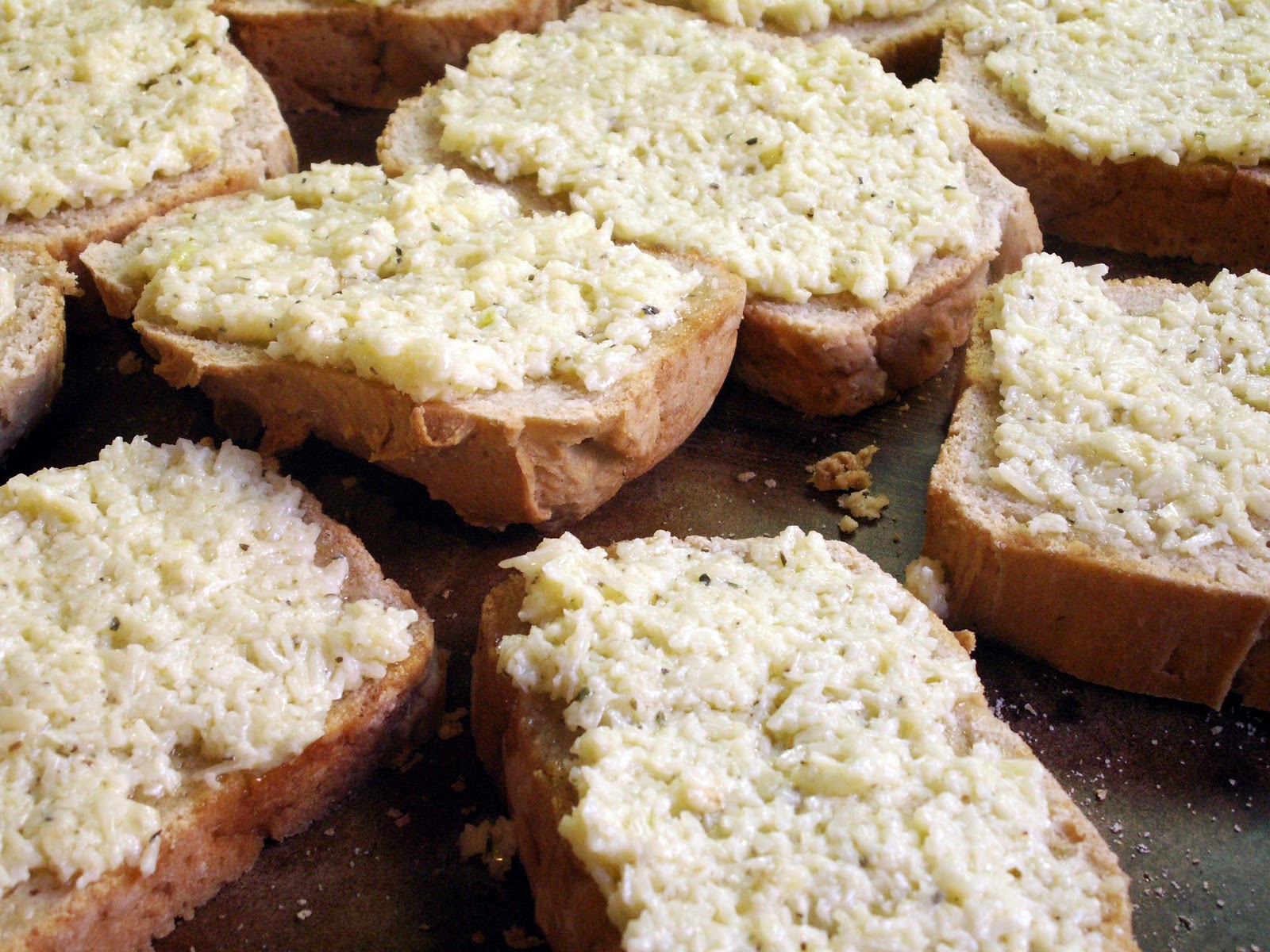 Mom, What's For Dinner?: Garlic & Parmesan Crostini (gluten free)