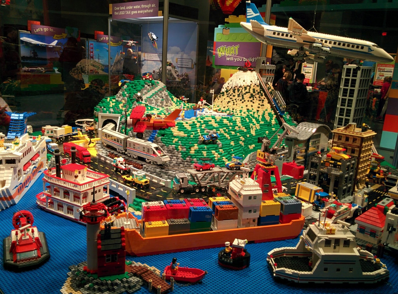 Mashed Thoughts: Science World LEGO Travel Adventure and Green Roof Tour