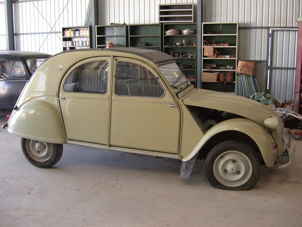 Tamerlane's Thoughts: Tim's new Citroen 2CV