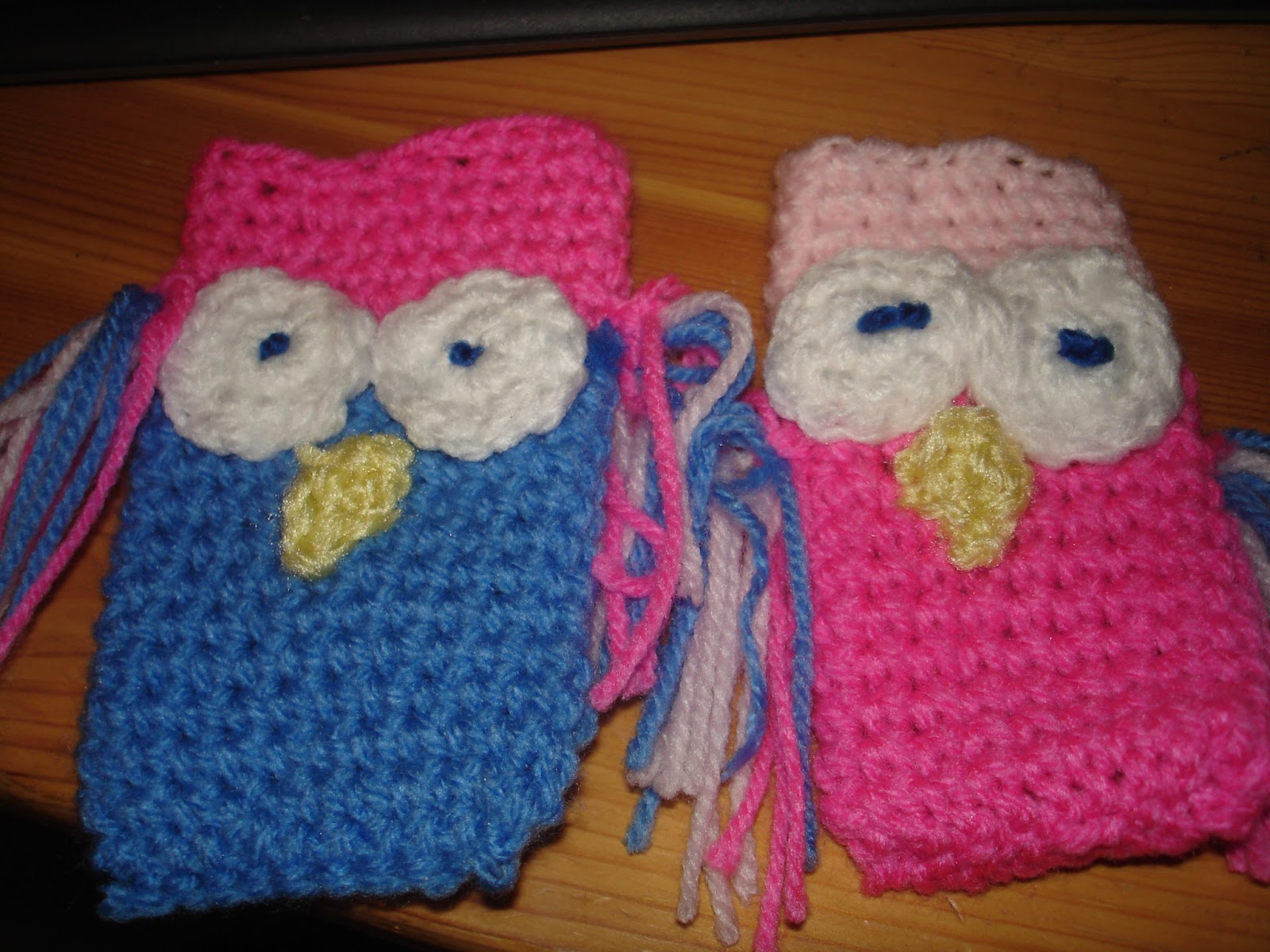 Crooked Cedar: New Owl Mobile Phone Sock Designs