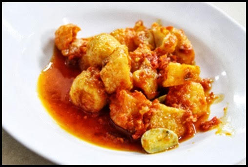 Mom's Kitchen: BALADO KENTANG (POTATO BALADO)
