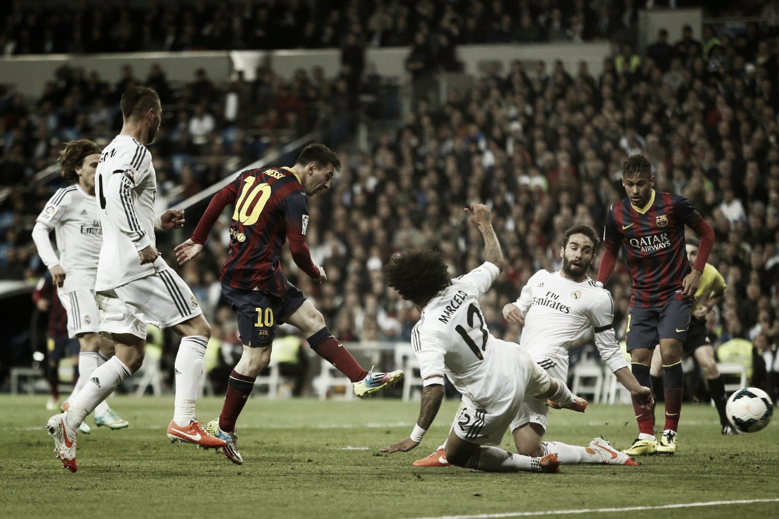 Barca Images GIF - Lionel Messi's Brilliant Goal against Real Madrid