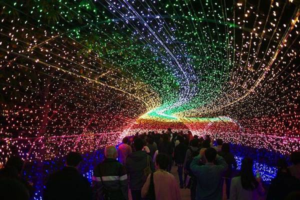 wOndor.blogspot.com: The World's Largest Light Installation (12 pics)