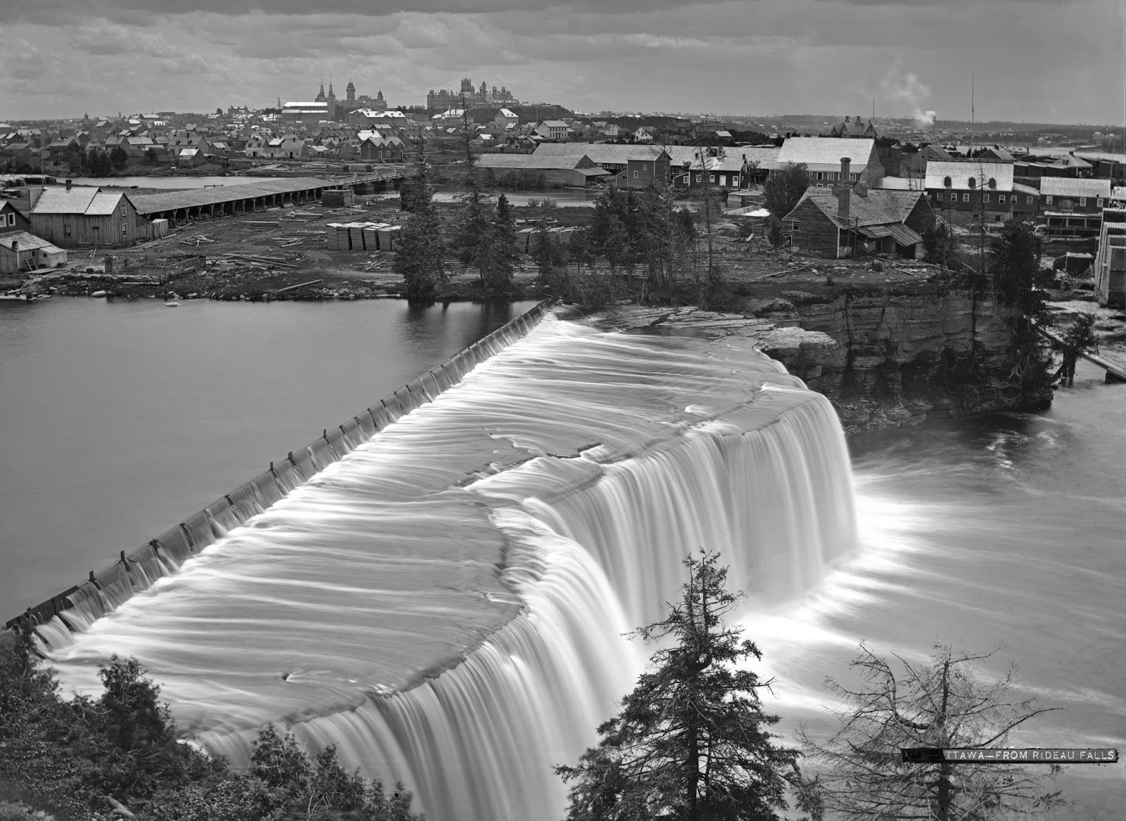 Art Frame: McCord Museum - William Notman