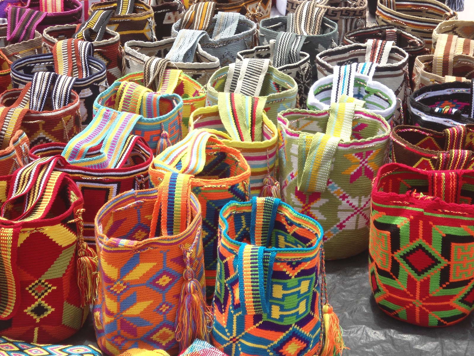 niaatuja süchiimma, ¡ Riohacha Sabe !: EL TEJIDO WAYUU