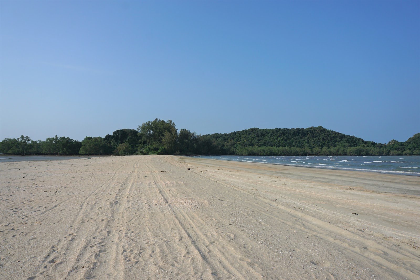 Pulau Mawar & Teluk Sari – Gate To Heaven and A Stargazing Rendezvous ...