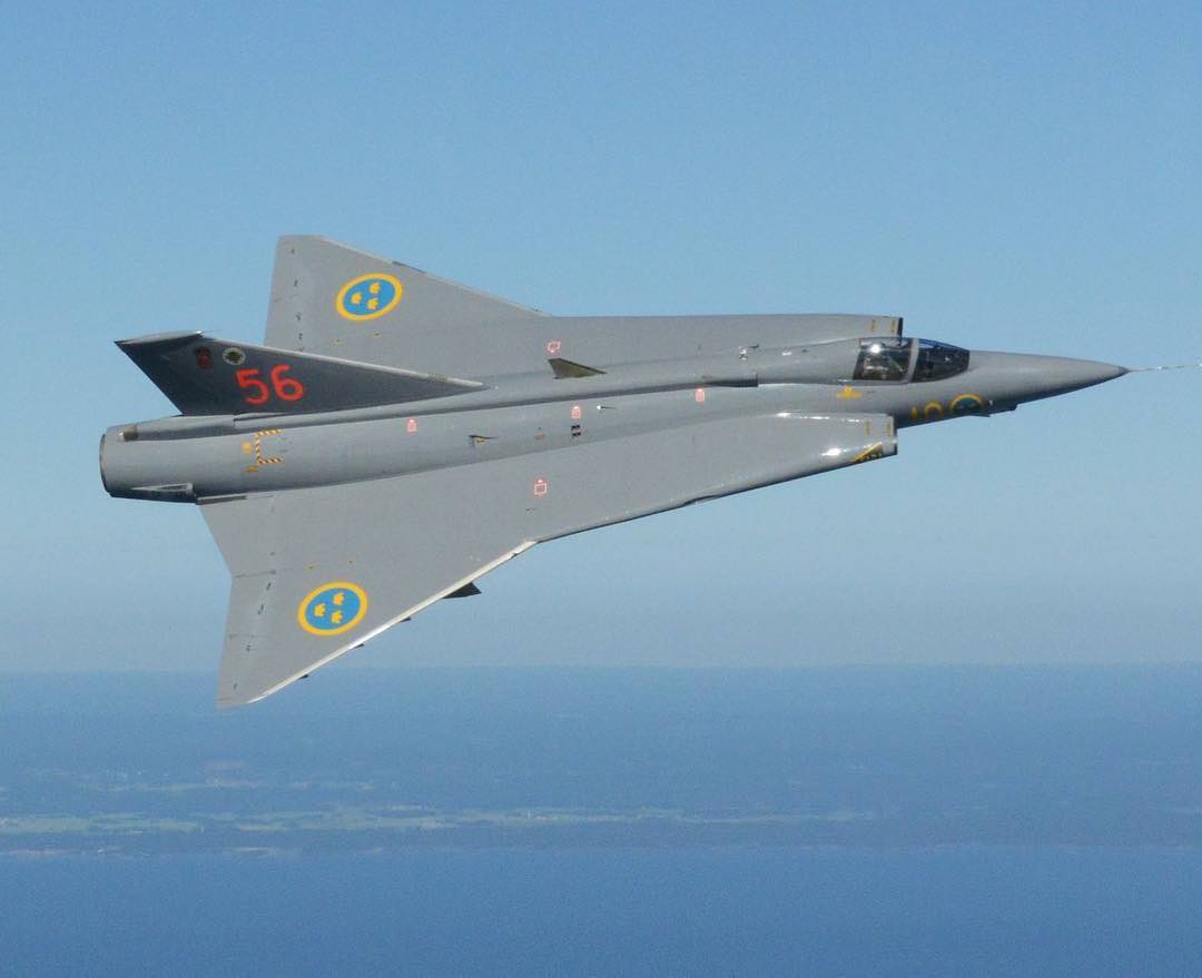 SI VIS PACEM, PARA BELLUM: Il Saab 35 Draken, noto anche come J 35