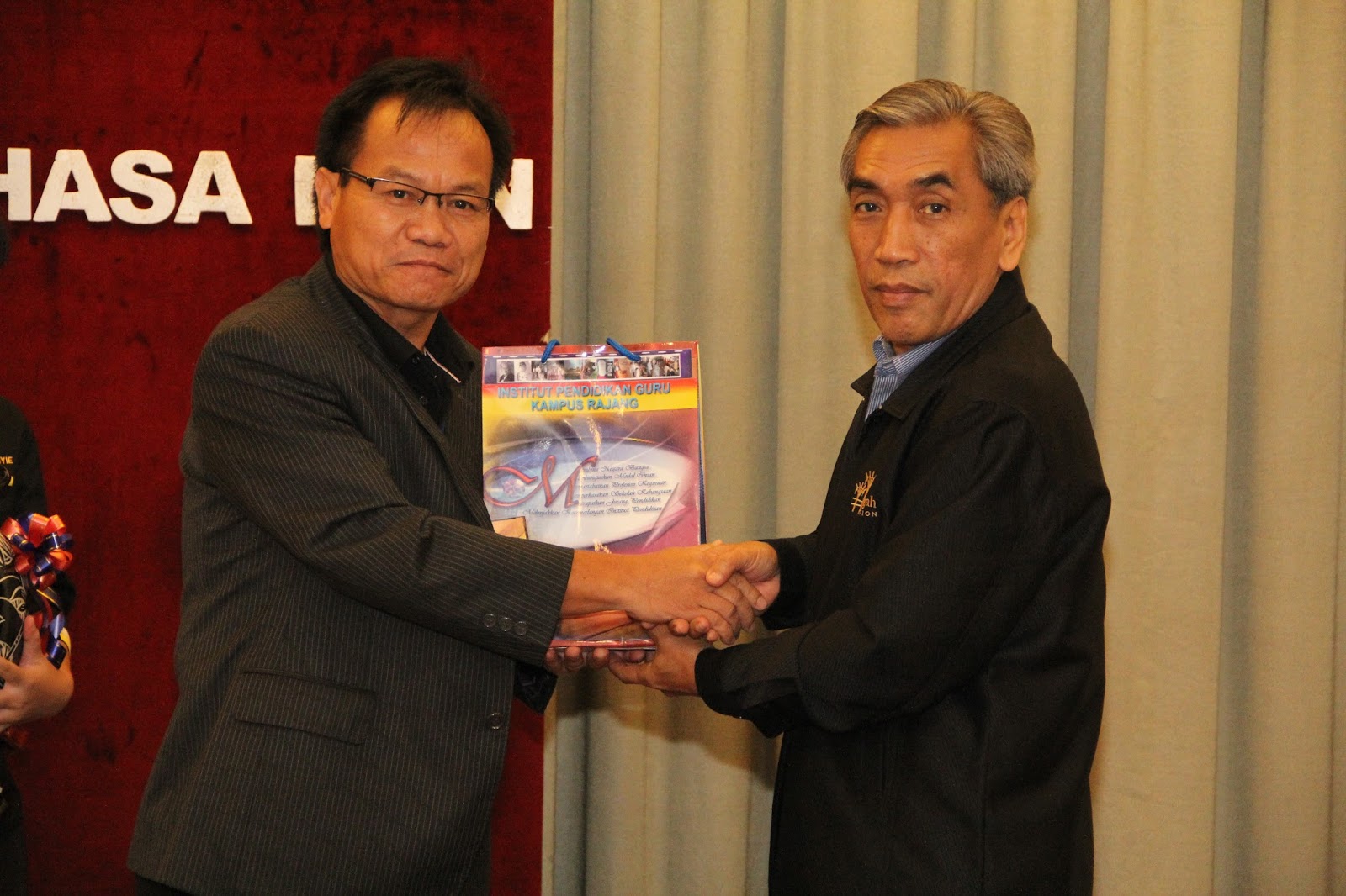 RANTAU ANDAU: Pengerami Ngelancharka Program Degree Bechelor Pengajar ...