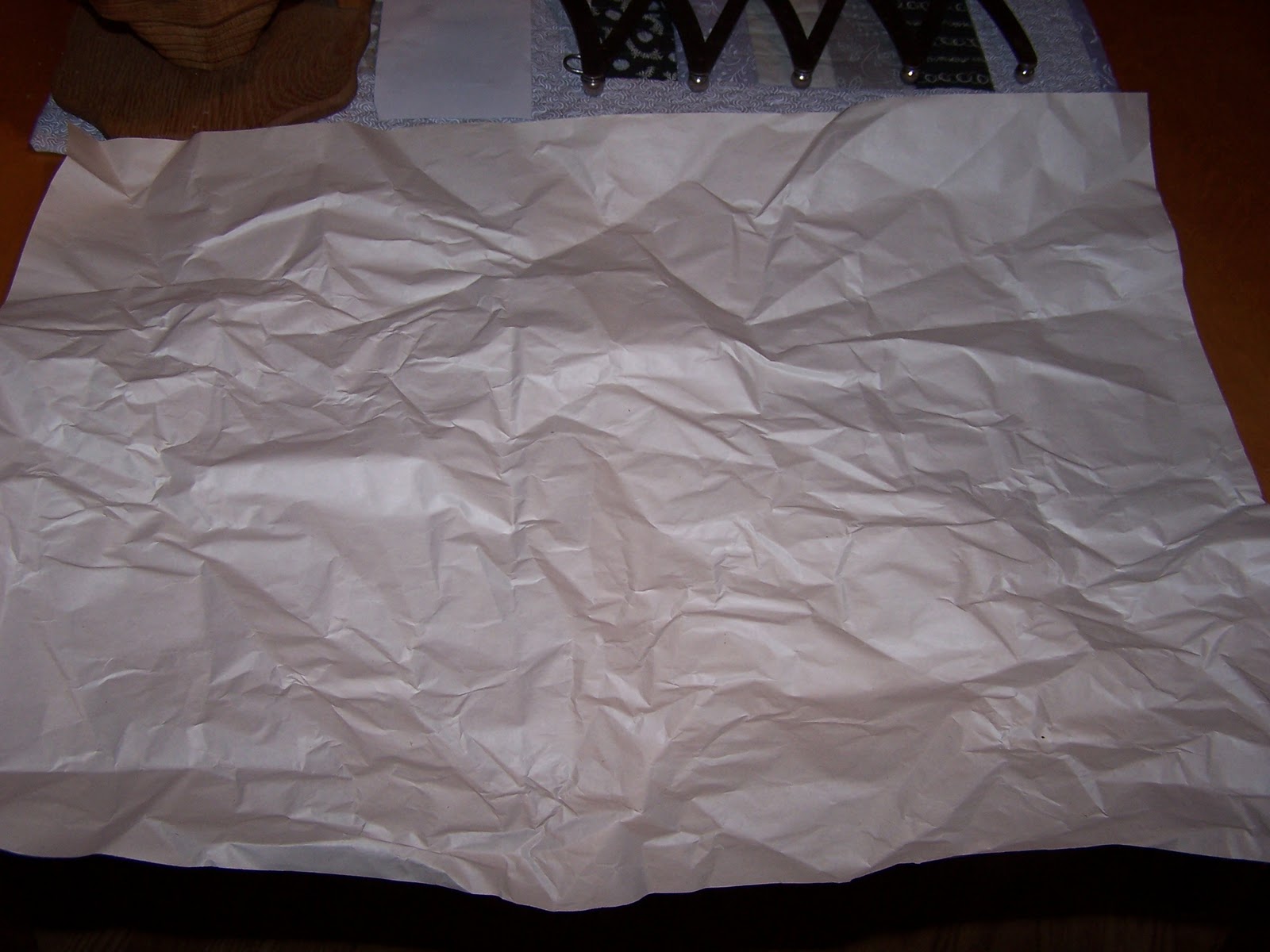 Your World: Healthy and Natural: Make Your Own Wrapping Paper