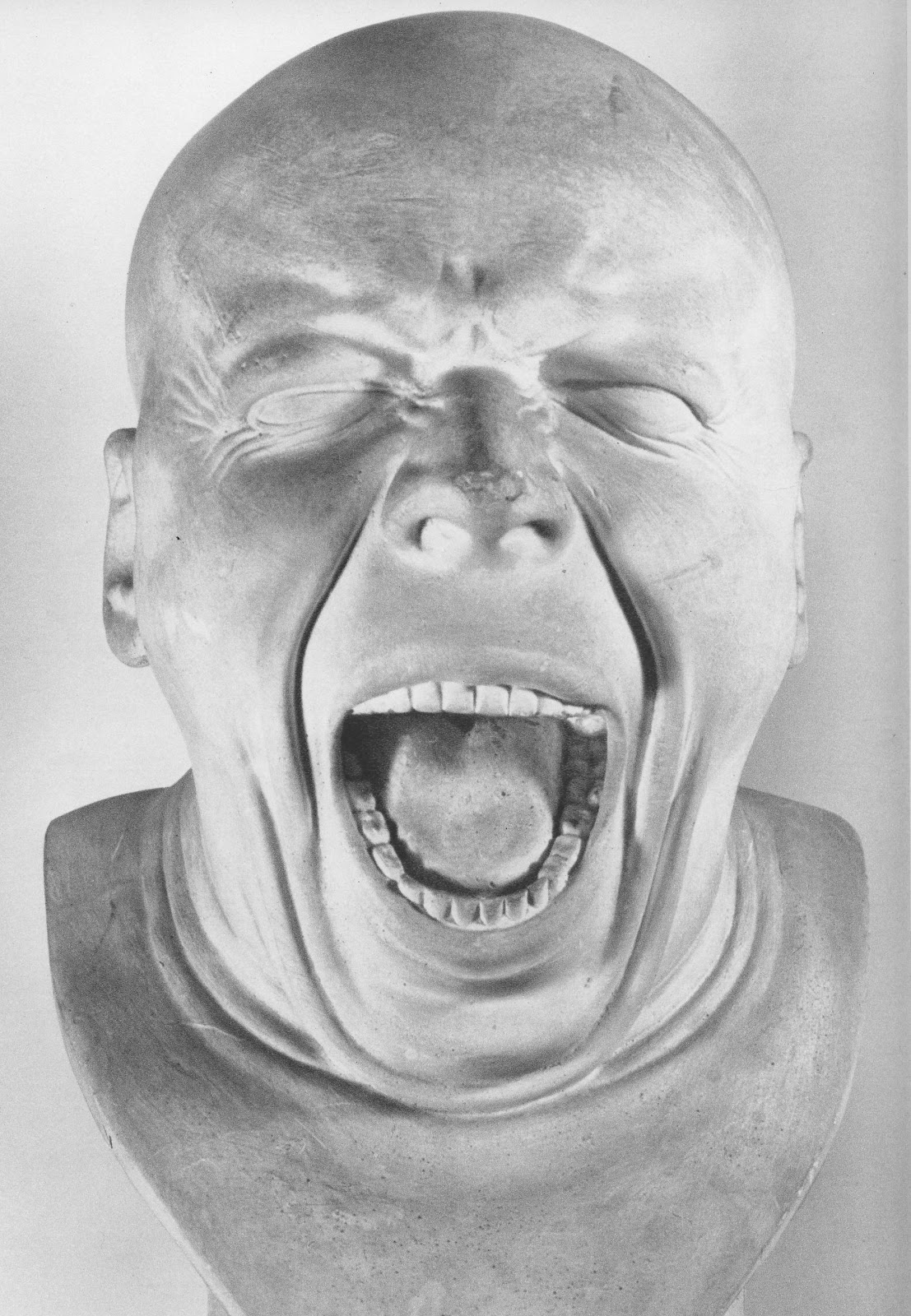 PARADOX BOX: Messerschmidt