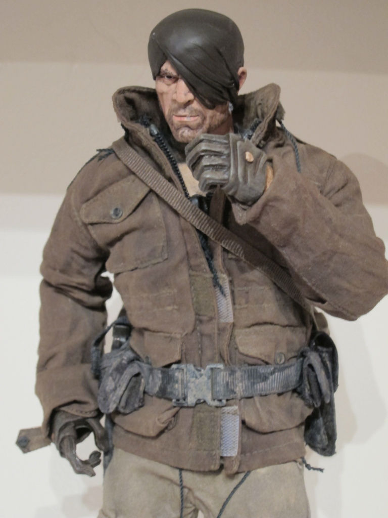J.ME. (￣ε(#￣): I AM LEGION (threeA Custom Toy Show) @ 1:AM Gallery (11. ...
