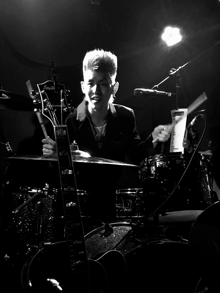 Shelly official web site: Photo