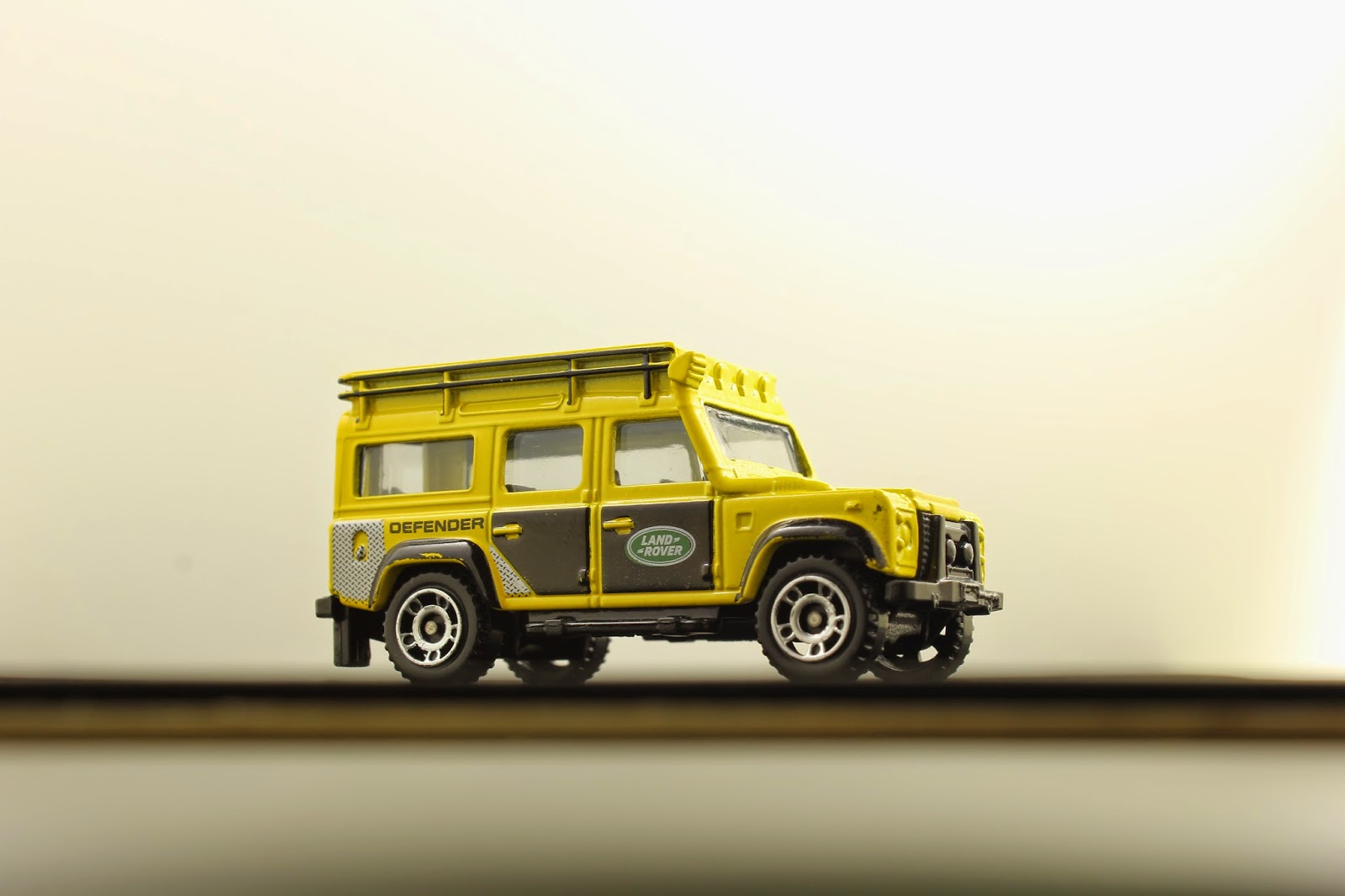 Ian's Diecast: Matchbox: Land Rover