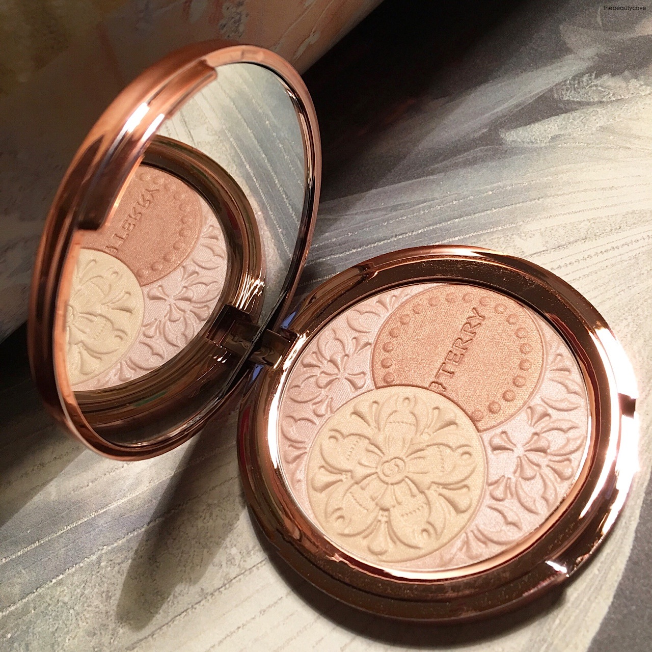 The Beauty Cove: NATALE 2016 • by TERRY MAKEUP • Collezione IMPEARLIOUS