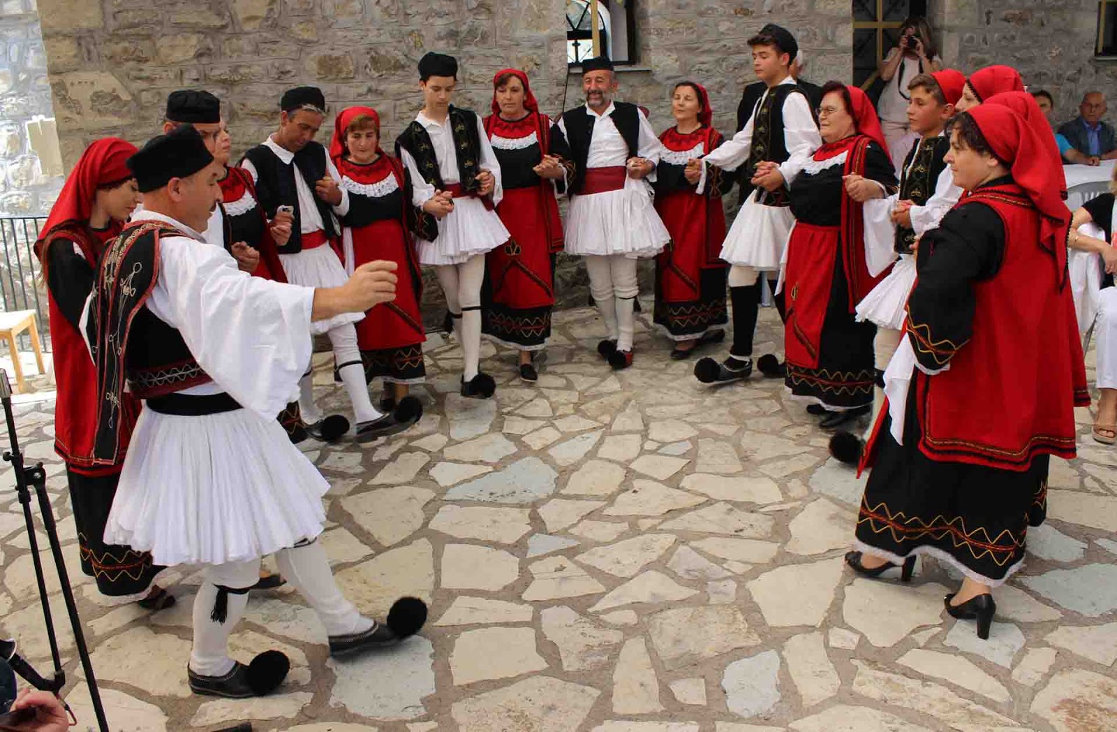 Άγιος Νεκτάριος Κρέντης. Άγραφα | Ευρυτανία | Καρπενήσι: ΓΛΕΝΤΙ ΤΟΥ ...