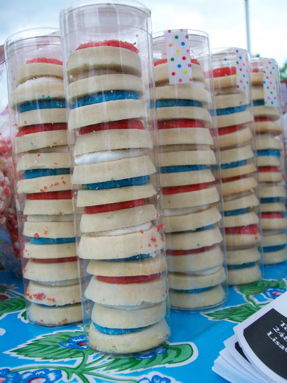 That's Just Delish: Vanilla Sugar Bites Cookie Tubes