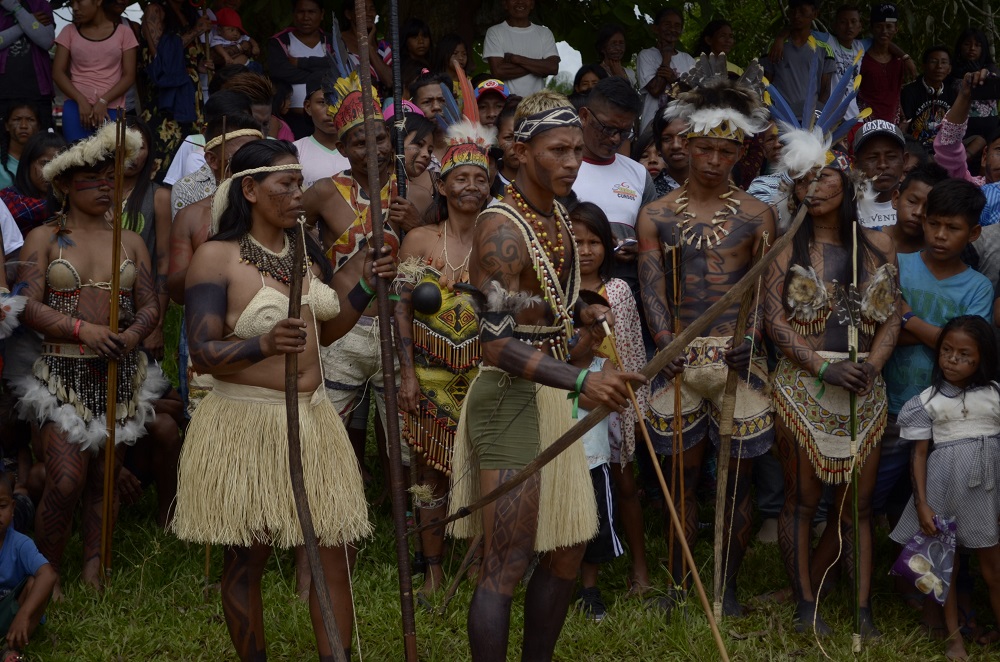 Povo Ticuna de Belém do Solimões: Força e Alegria indígena! Guerreiras ...