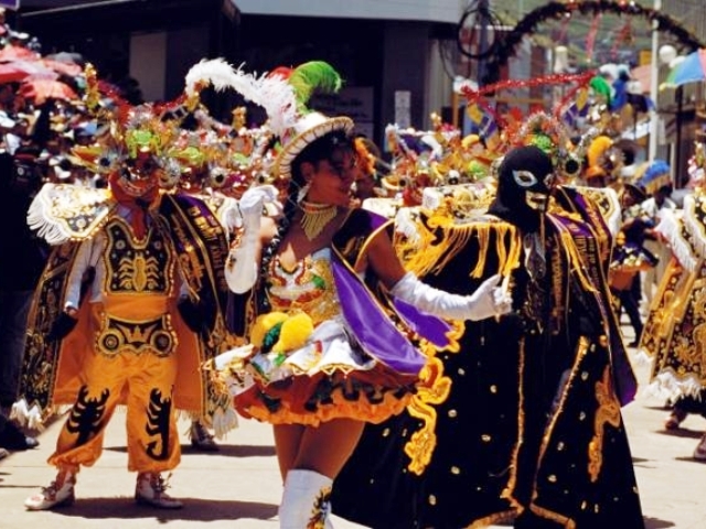 ¡PUNO, CIUDAD DEL LAGO!: LA FIESTA DE LA CANDELARIA