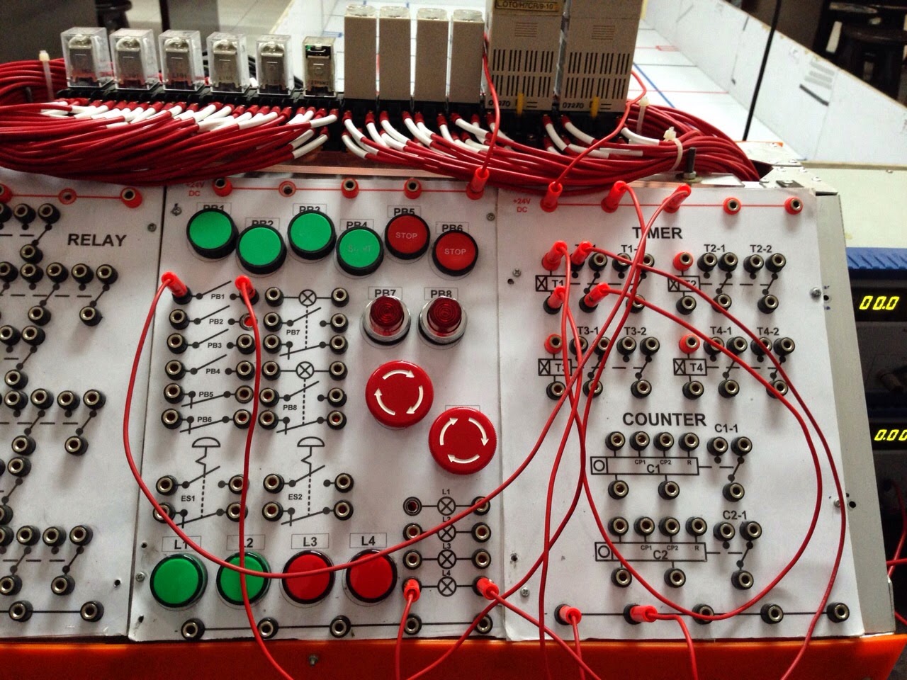 Rangkain Sekuensial Dengan Time Delay Relay (TDR) ~ Mekatronikindo